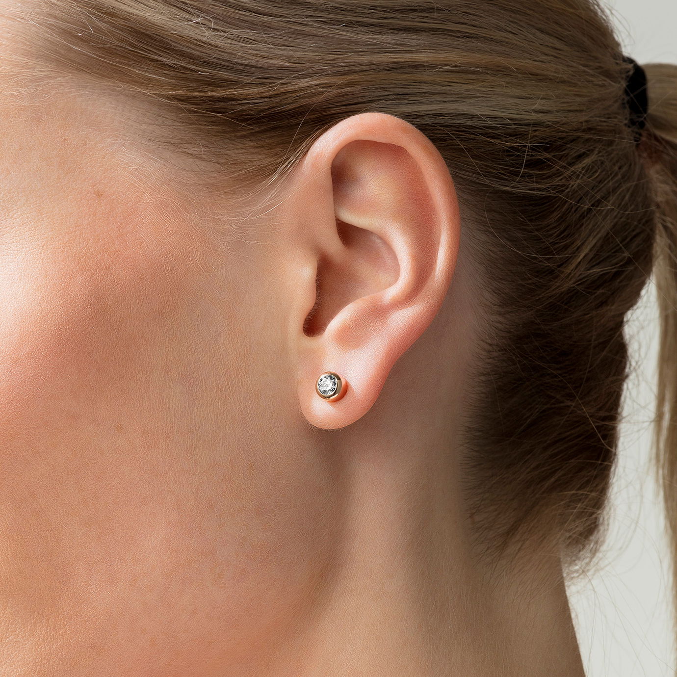 Niessing Brillant Akzent Ohrstecker | 8,5 | 8,5 | 1,2 | 8f0df215036f623a0dd6bcbc6ea81f0a